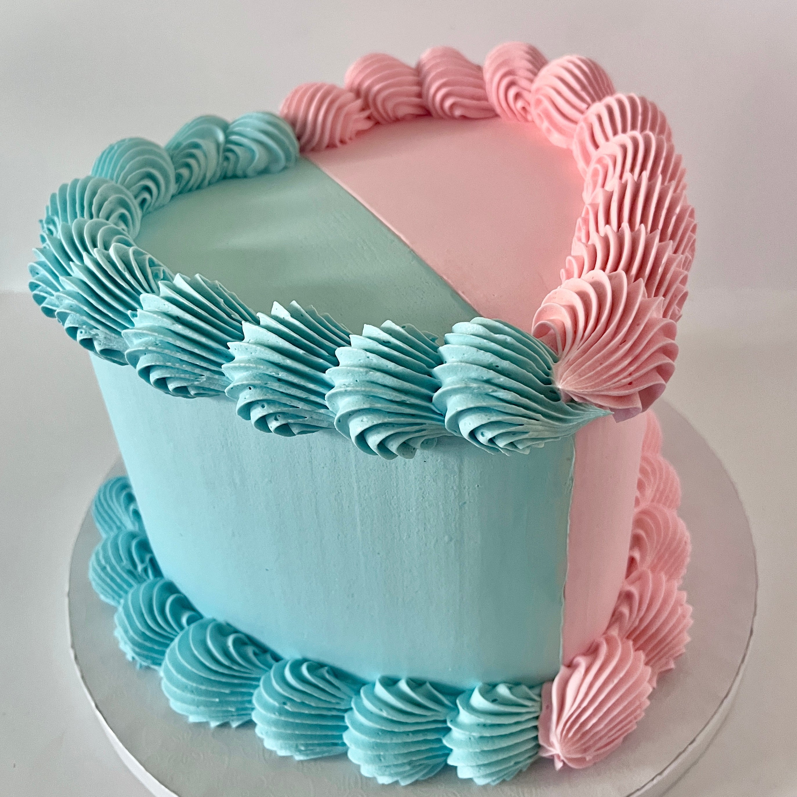 Gender Reveal Cake | Kali Cakes Bake Shop