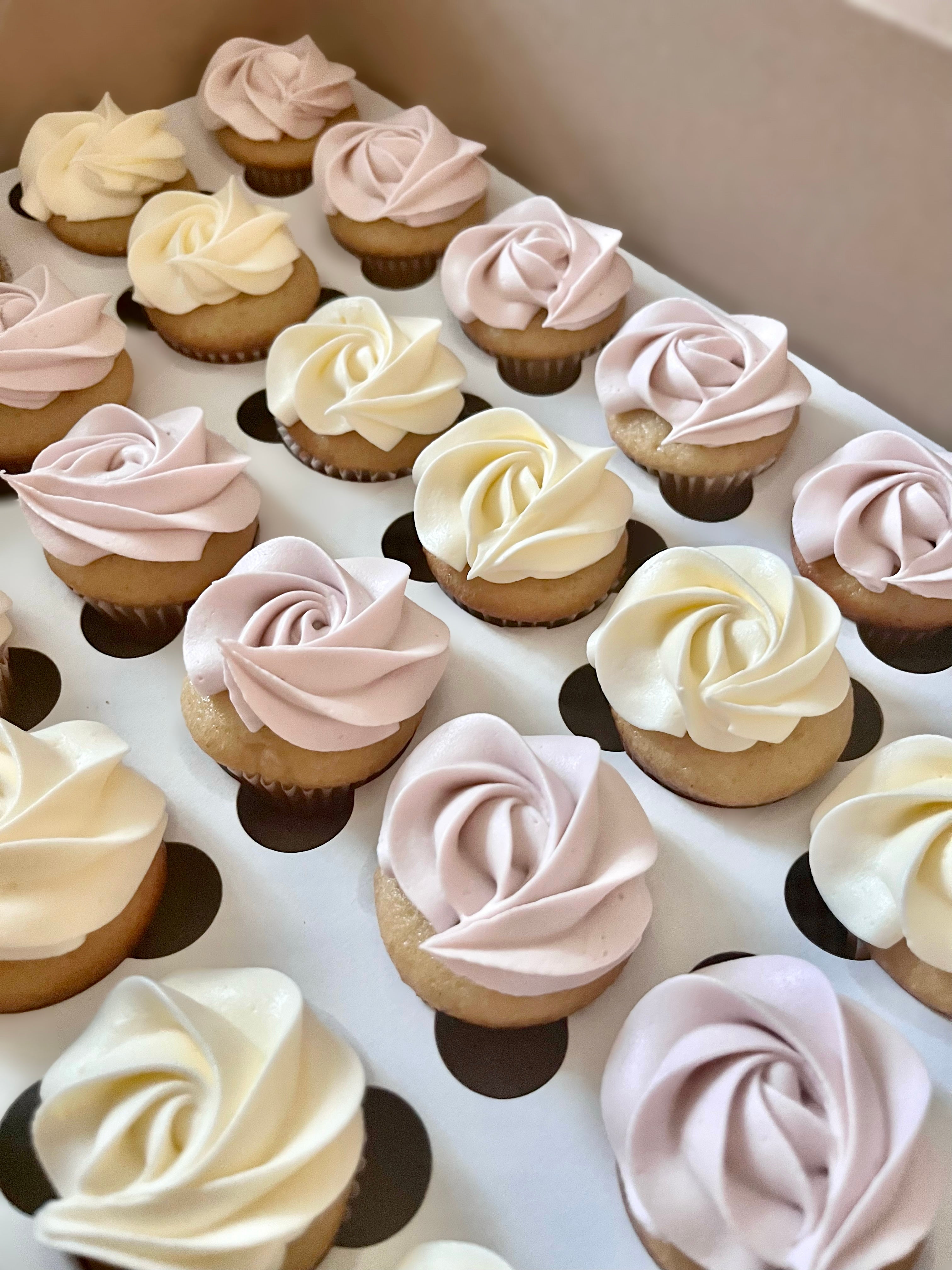Simple Swirl Cupcakes | Kali Cakes Bake Shop